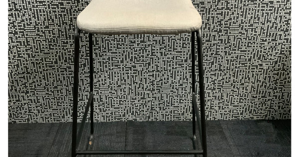 Anko Upholstered Bar Stool in Good Condition